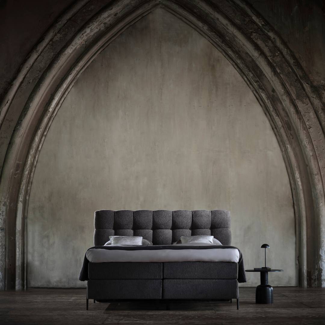 Pullman Washington boxspring met rond en luxe hoofdbord – De Bedstee